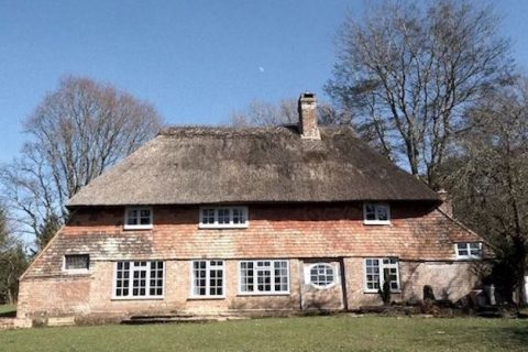 The Forest House - Cabins and Castles