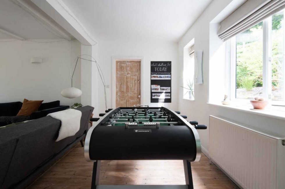 Pett Level Beach House - Cabins and Castles