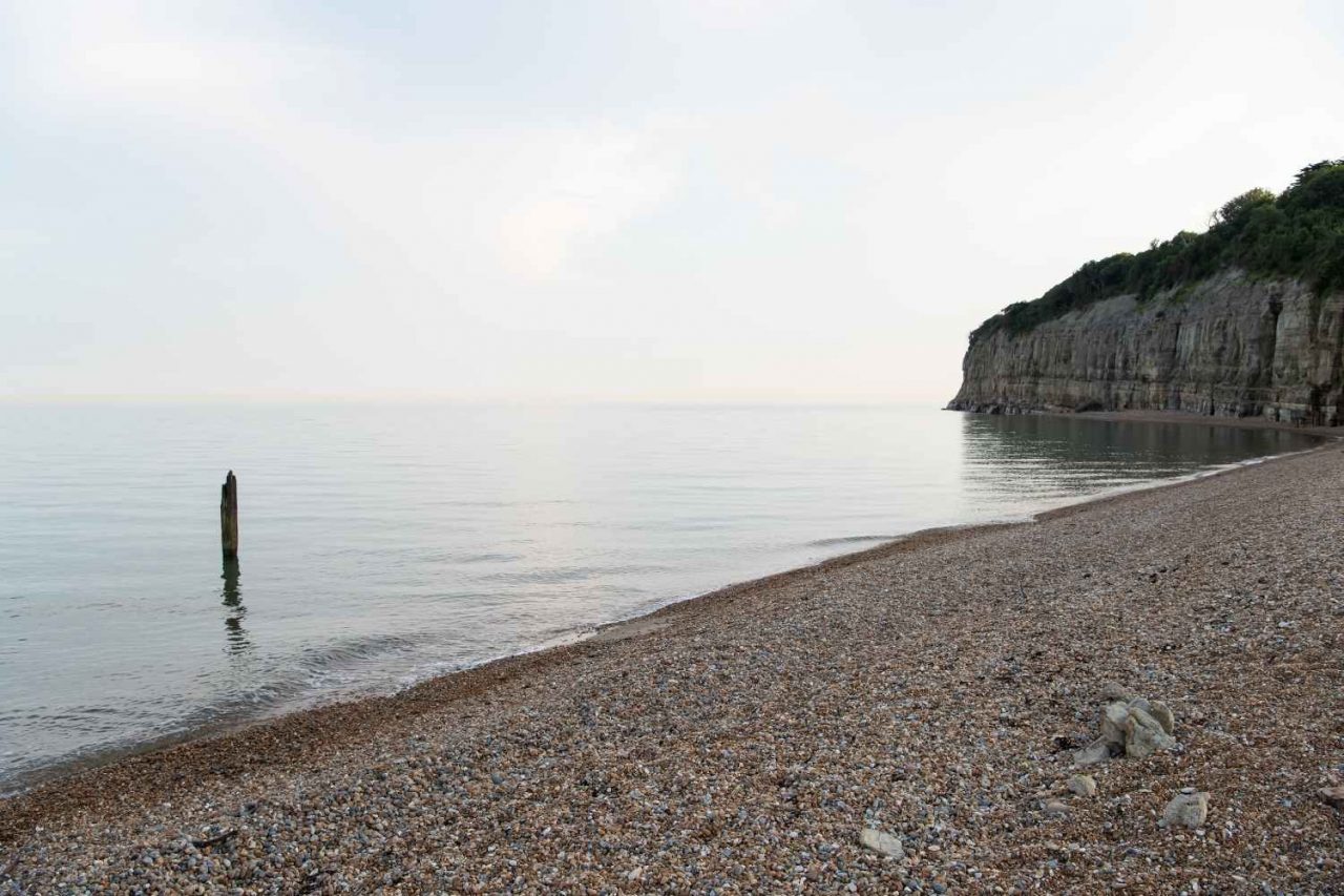 Pett Level Beach House - Cabins and Castles