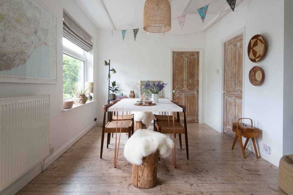 Pett Level Beach House - Cabins and Castles