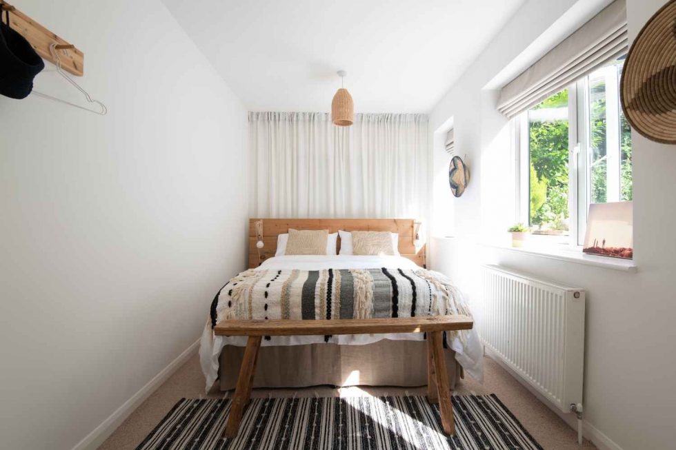 Pett Level Beach House - Cabins and Castles